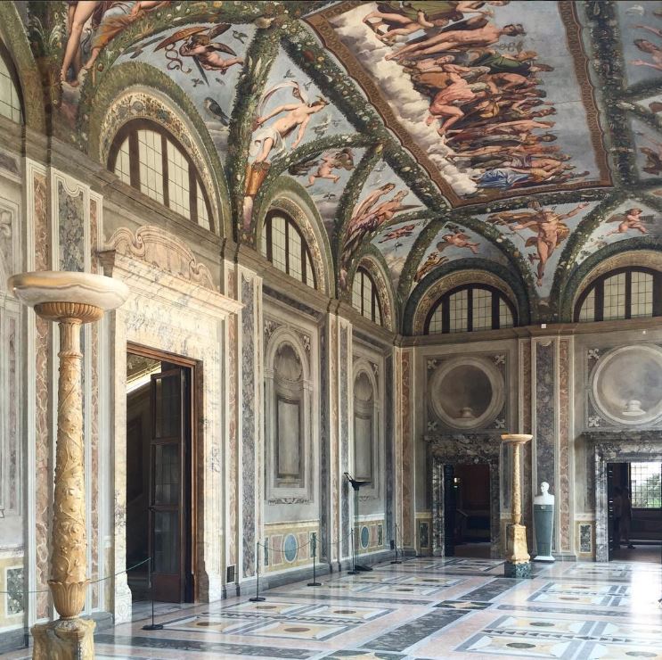 Villa Farnesina, el Renacimiento en tus manos - Guía En Roma